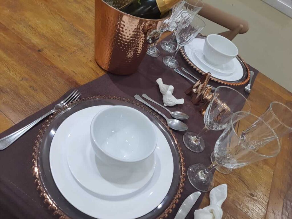Kit Mesa Posta – Cód 950 – Cabral Festas Locações